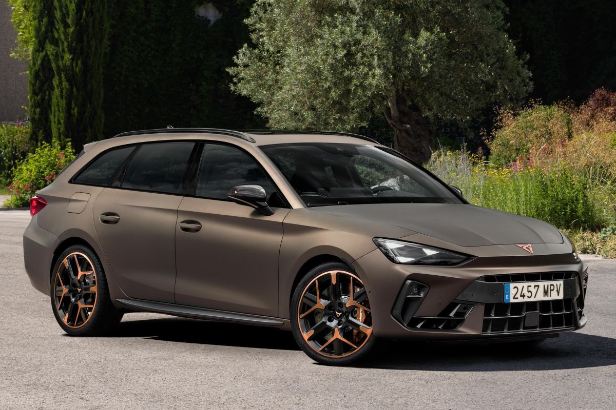 Cupra Leon Sportstourer 1.5 e-Hybrid VZ Extreme prijs en specificaties