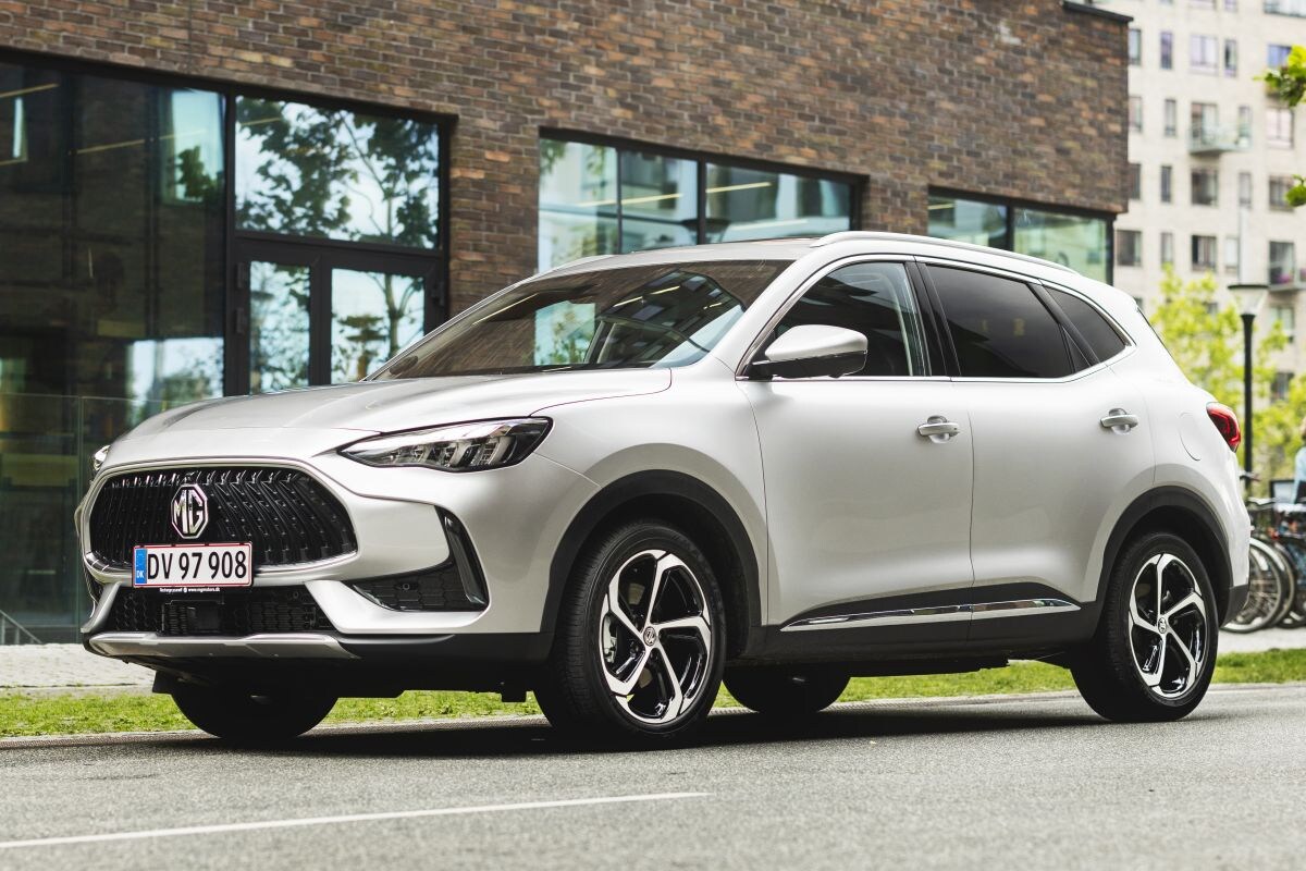 MG EHS Luxury prijs en specificaties - AutoWeek