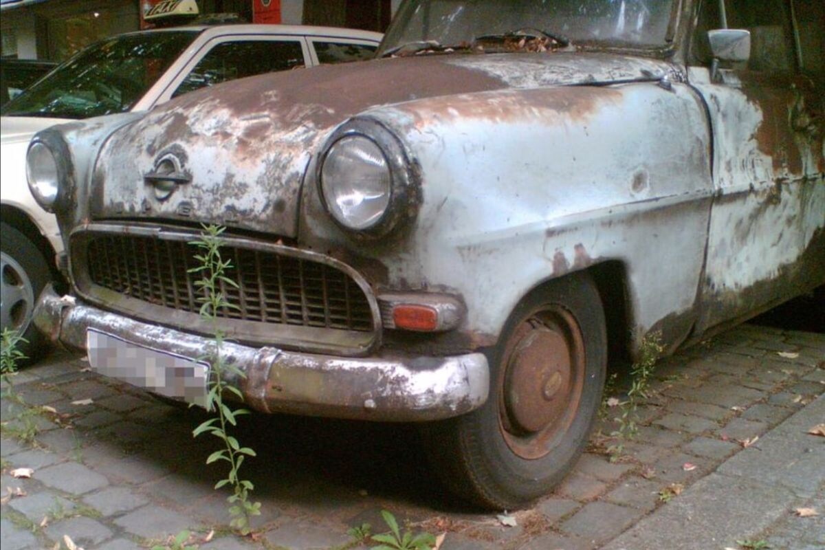 Deze roestige Opel Olympia Caravan is een rijdend experiment