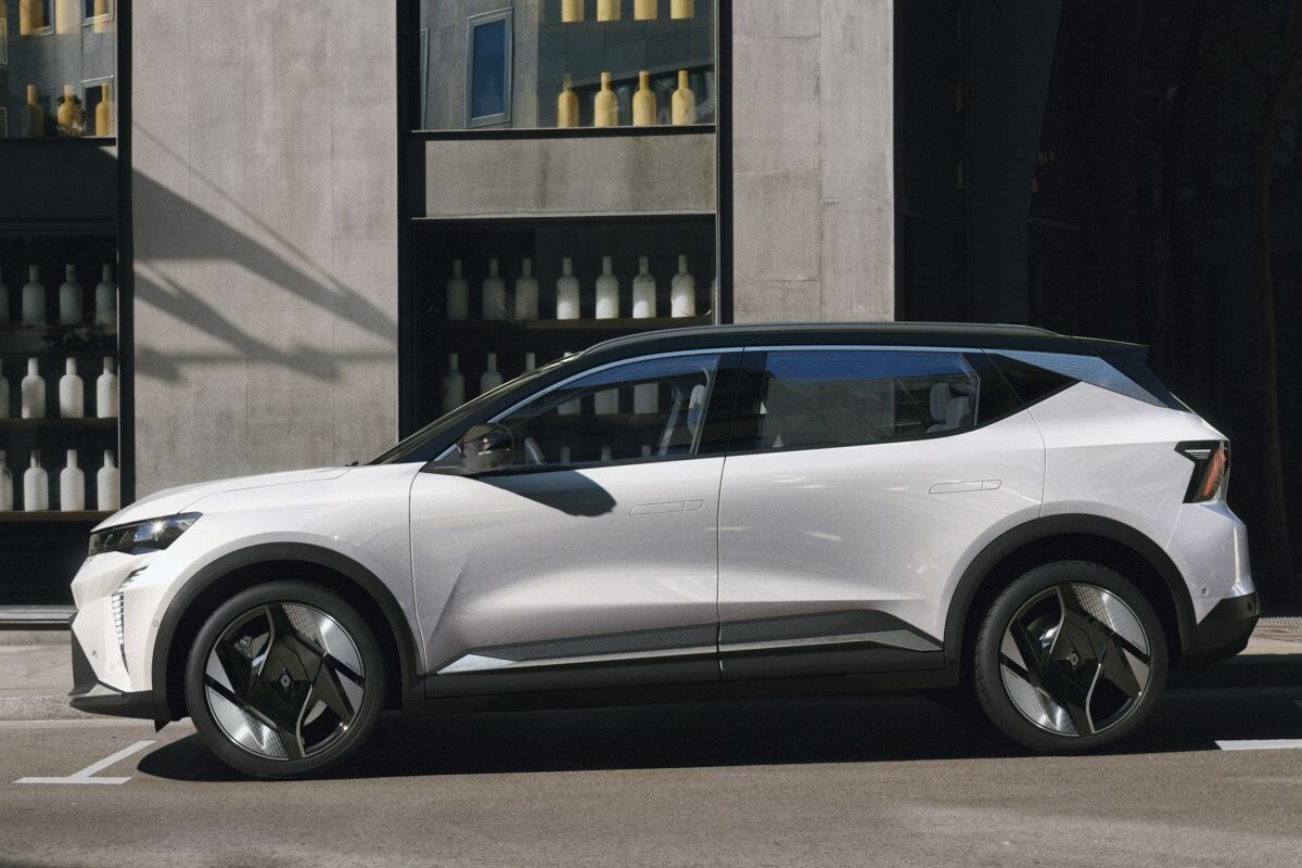 Renault Scénic E-TECH EV87 220pk Esprit Alpine (2024) #2 review