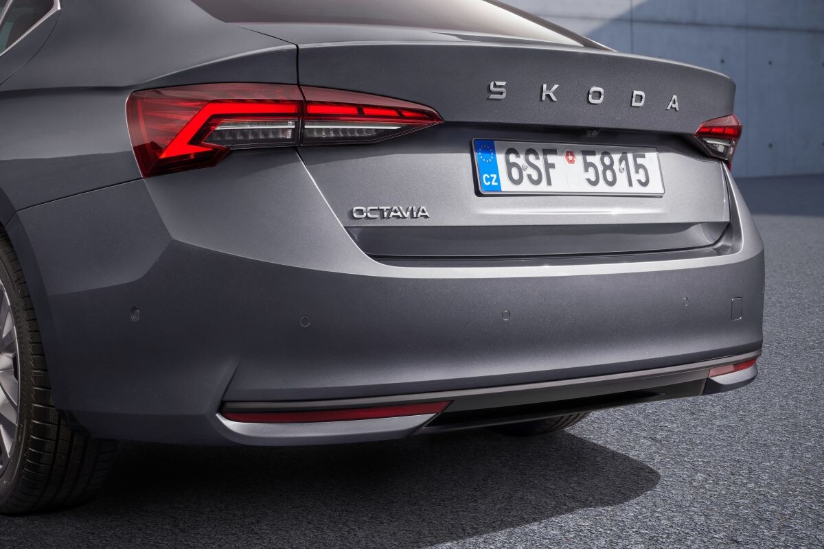 Vernieuwde Skoda Octavia nu ook als hatchback te bestellen - AutoWeek