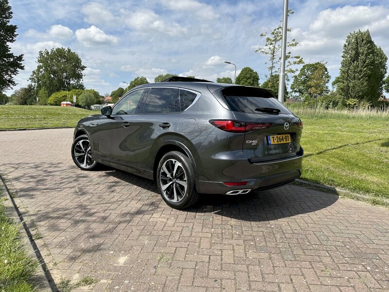 Mazda CX-60 e-SkyActiv PHEV 327 Takumi (2023) review