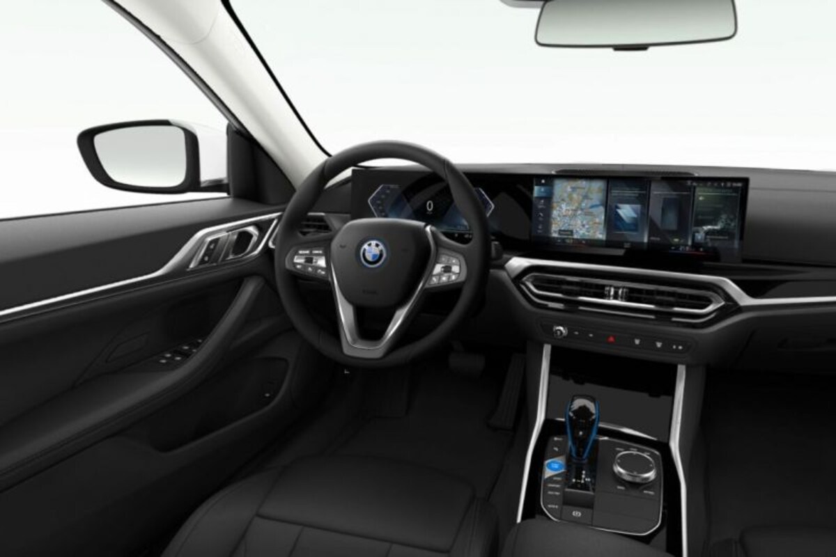 BMW i4 - Back to Basics - AutoWeek