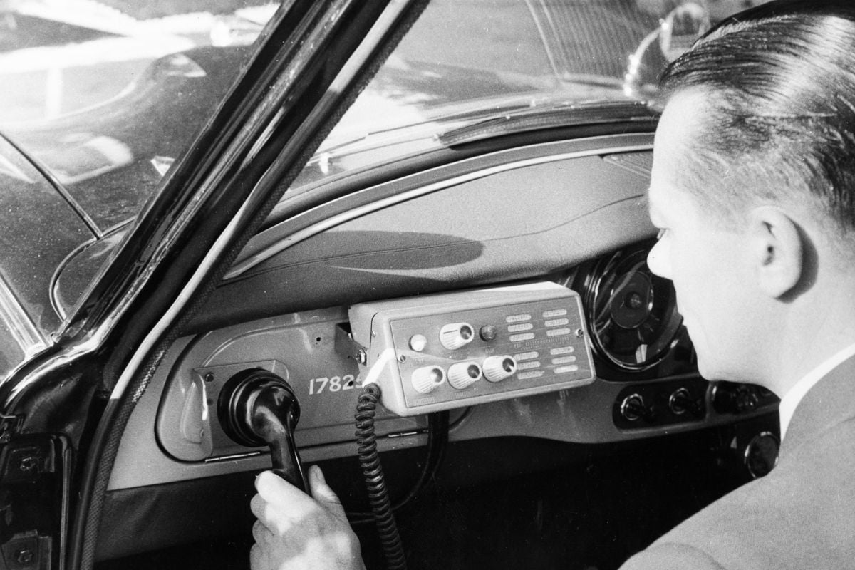 Afgestoft: autotelefoon - AutoWeek