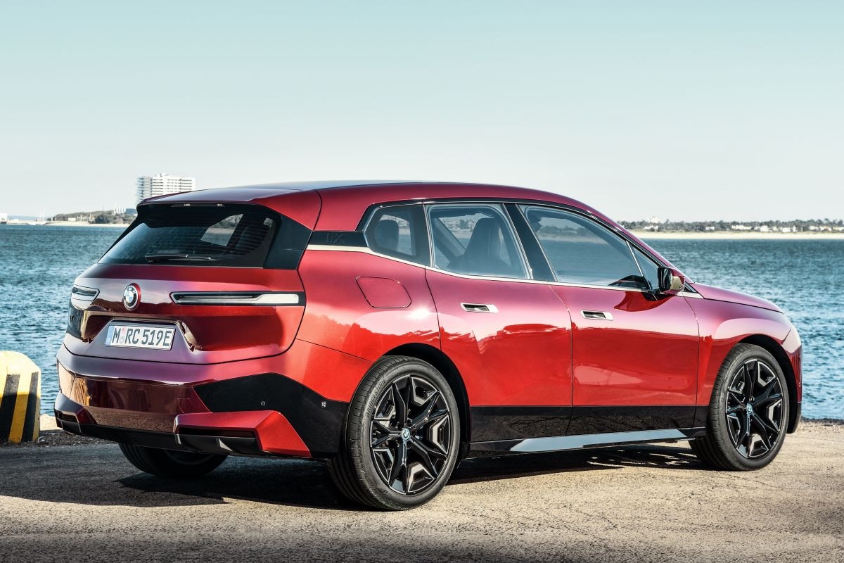 BMW iX xDrive40 (2024) review - AutoWeek