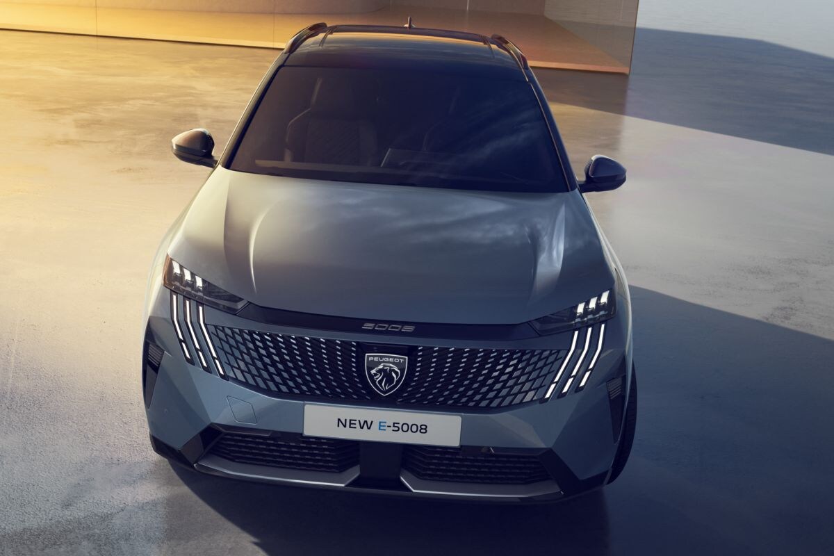 Dit is de nieuwe Peugeot e-5008: lekker zichzelf, maar dan elektrisch