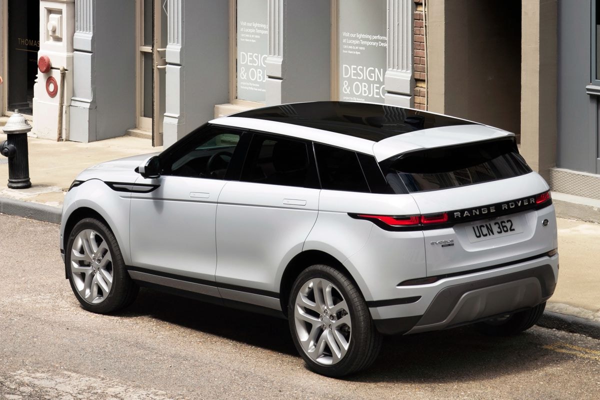 Land Rover Range Rover Evoque P300e AWD R-Dynamic S (2023) review