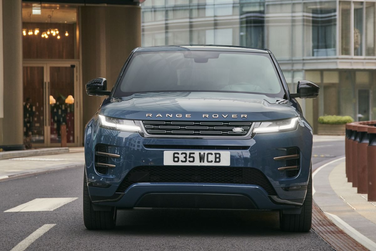 Land Rover Range Rover Evoque P270e AWD Autobiography (2024) review