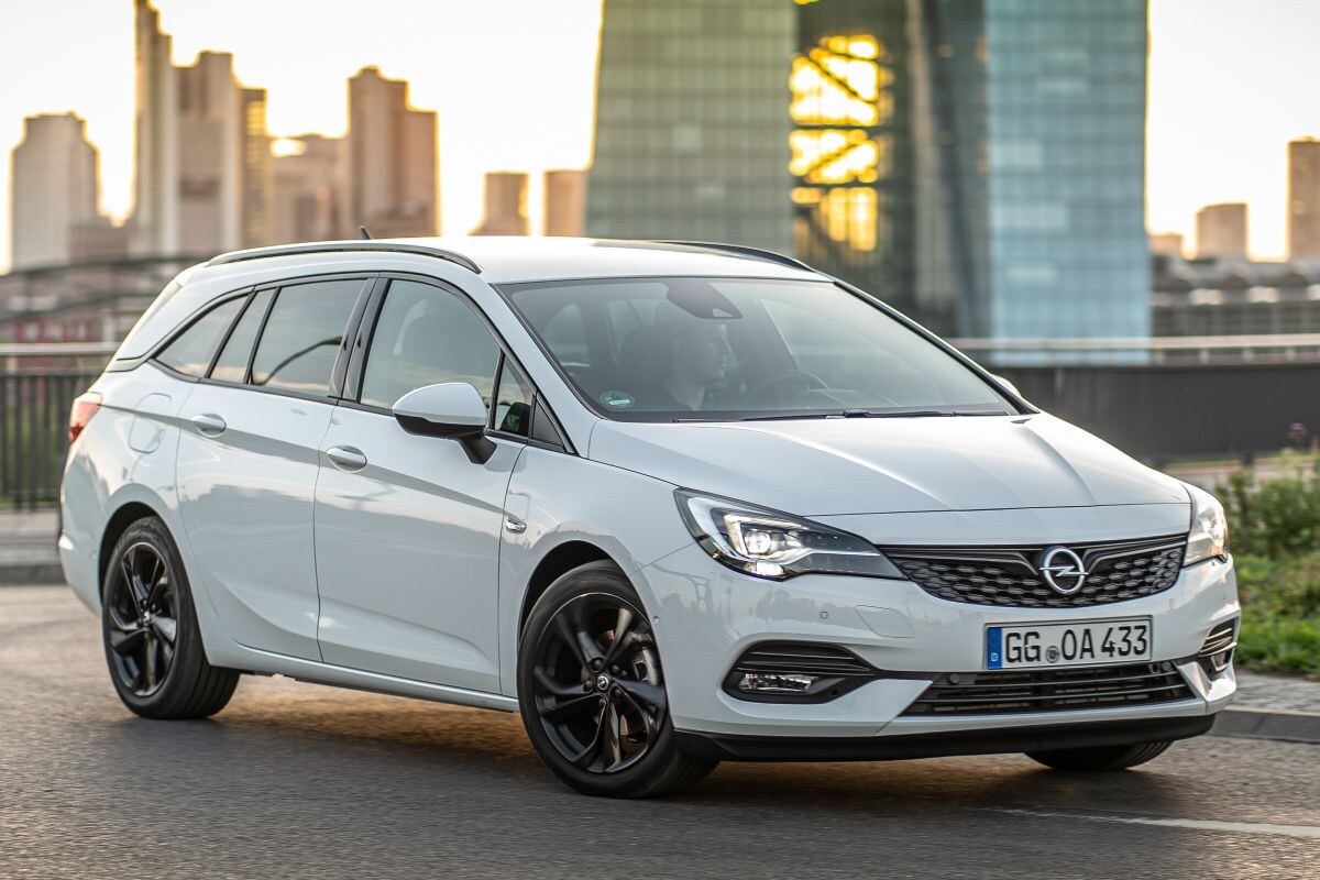 Facelift Friday: Opel Astra (2019) - AutoWeek