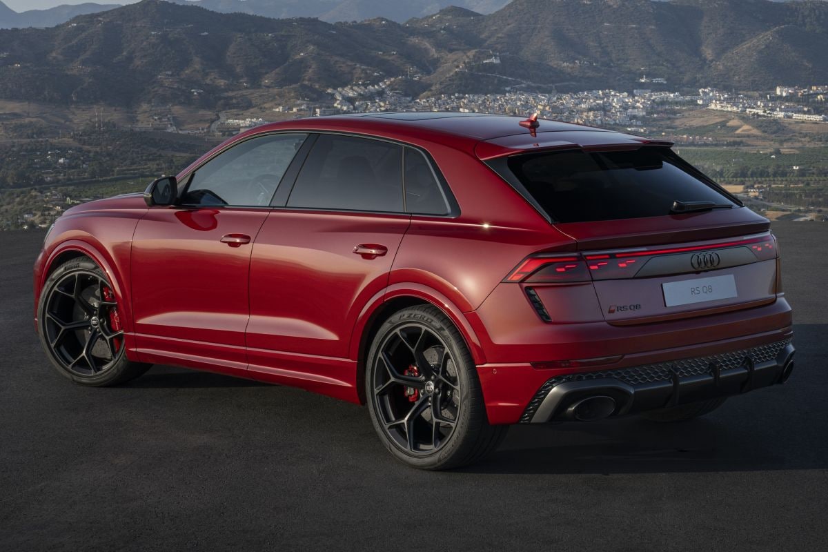 Audi RS Q8 Performance: 640 pk en 850 Nm! - AutoWeek