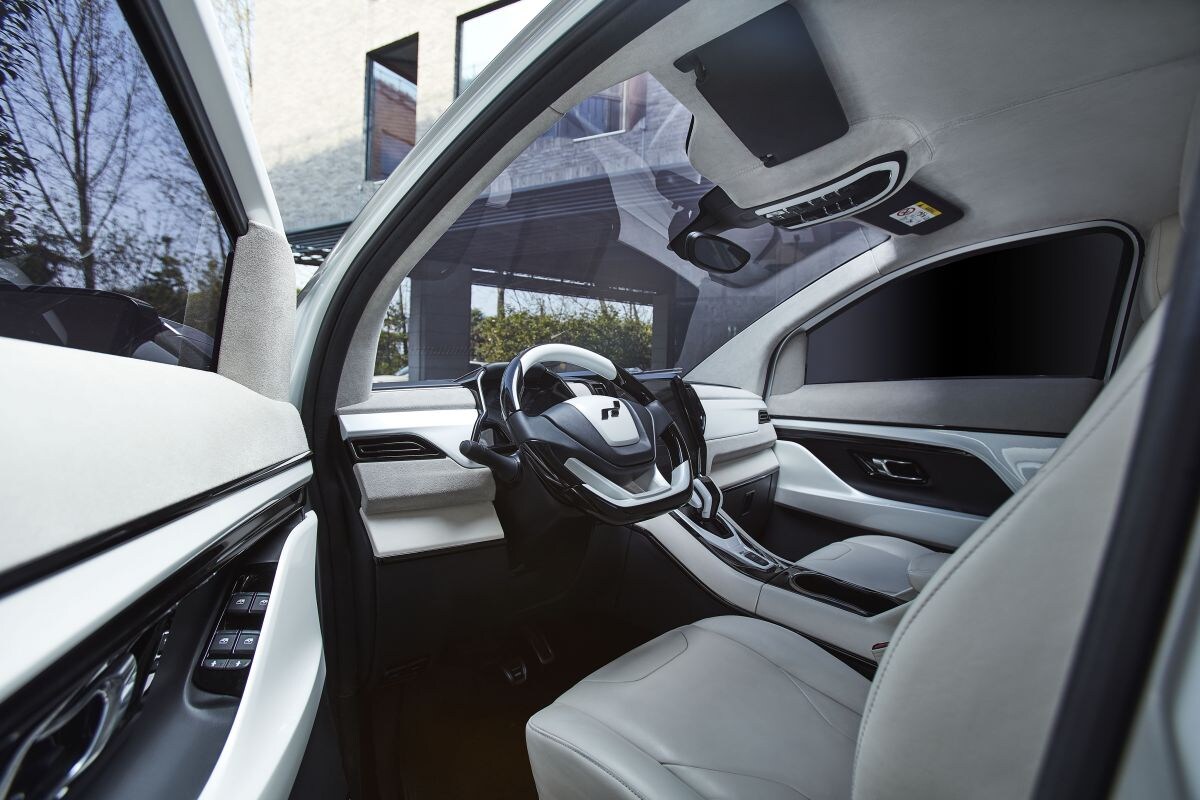Iconiq Motors toont nieuwe smaken van Seven - AutoWeek
