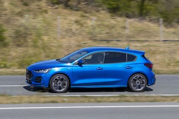 Ford Focus 1.0 EcoBoost 125pk Hybrid ST Line Style (2022) review