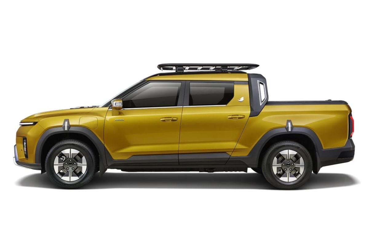 KGM Musso EV: praktisch, elektrisch én voor Nederland - AutoWeek