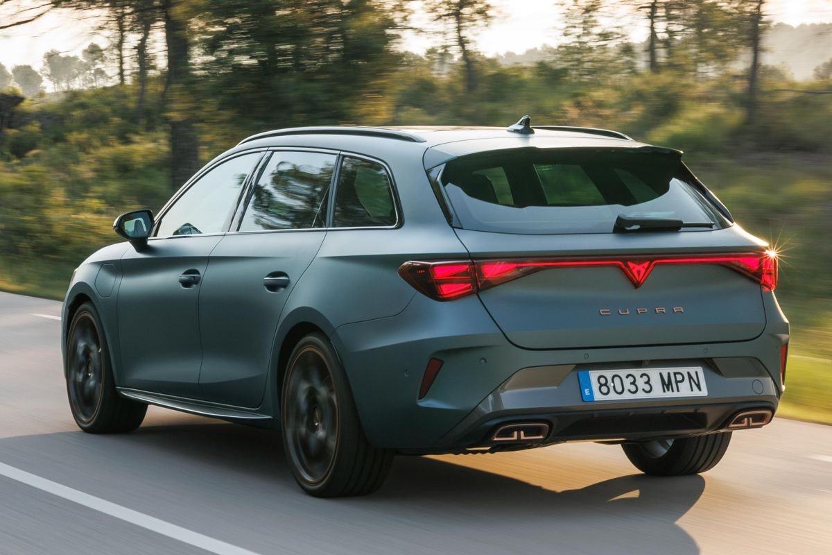 Cupra Leon Sportstourer 1.5 e-Hybrid VZ Extreme prijs en specificaties