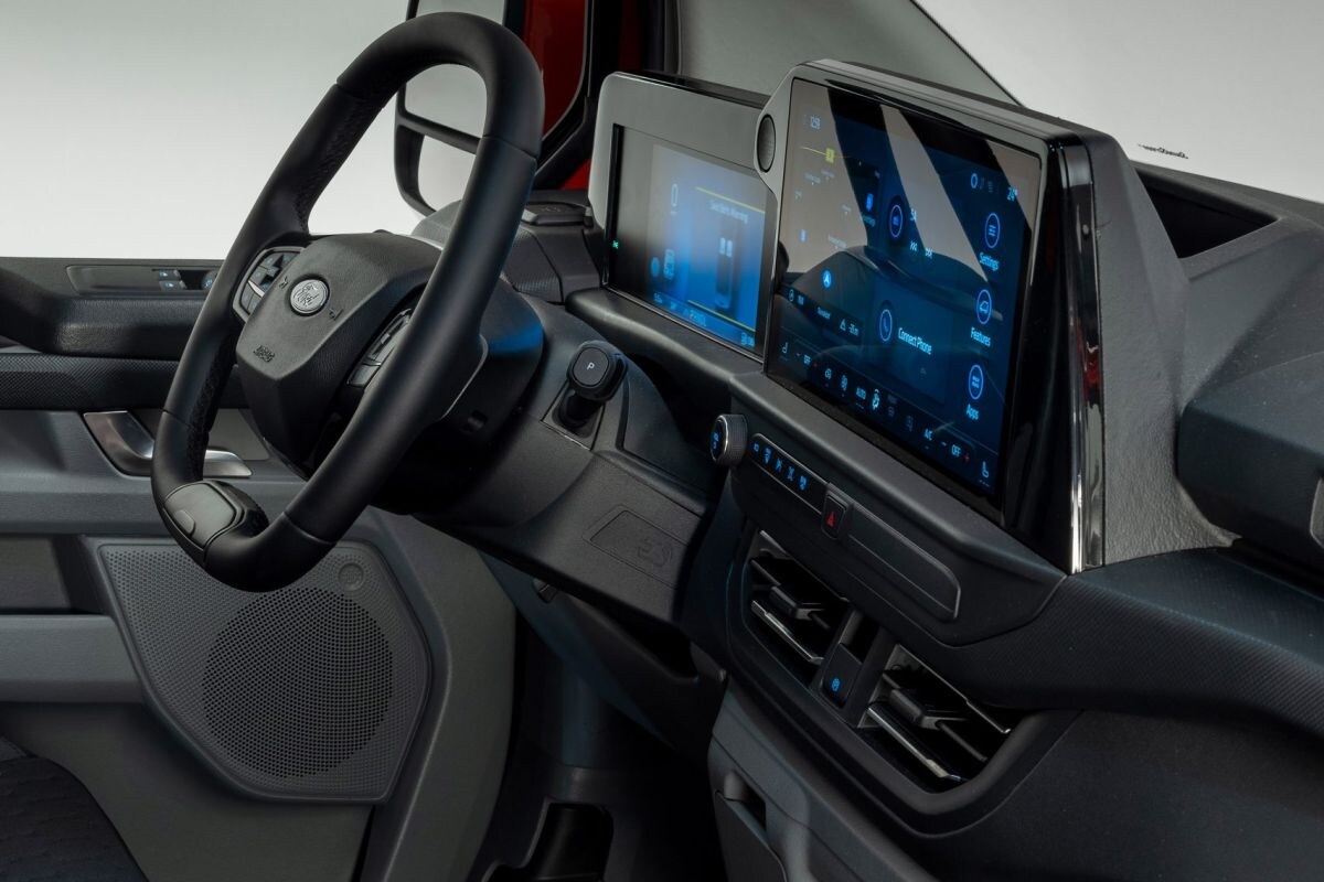 Ford Transit Custom: nieuwe bestelbus vanaf €31.670 - AutoWeek