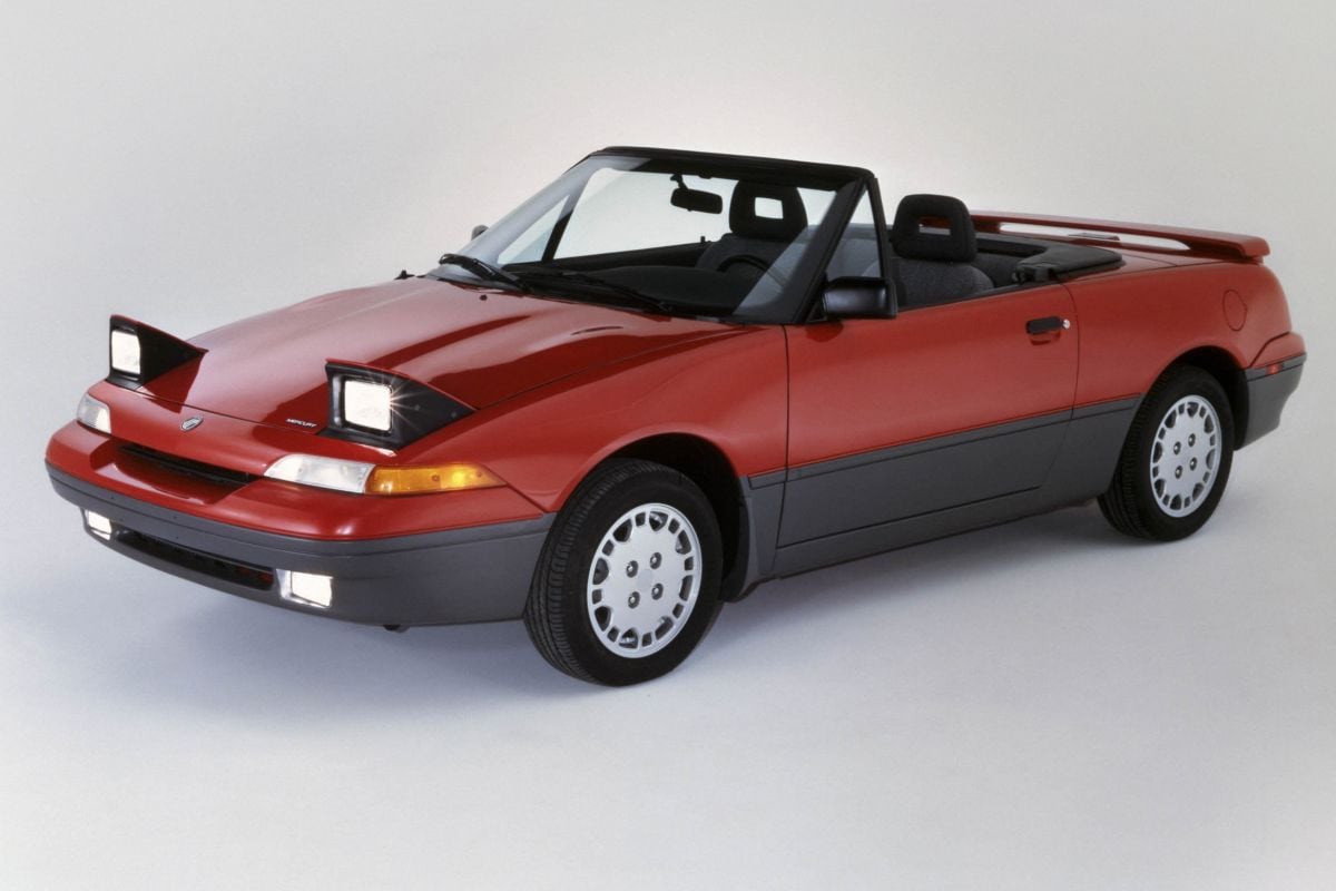 Mercury Capri (1992) - In het Wild - AutoWeek