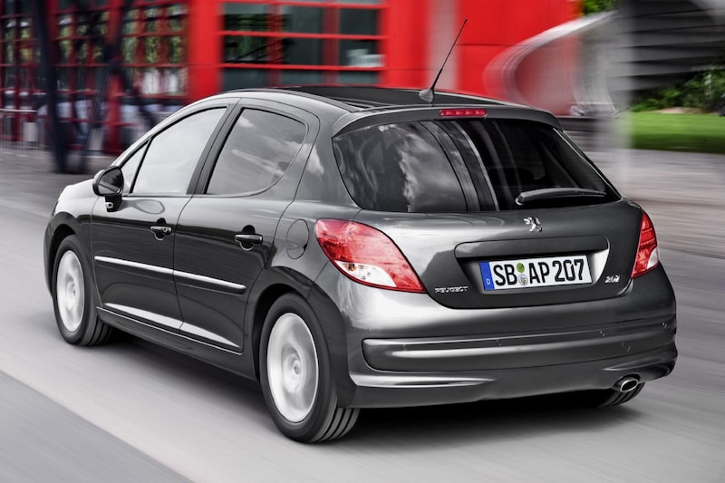 Peugeot 207 - Facelift Friday - AutoWeek