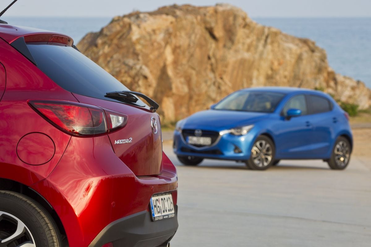 Mazda 2 SkyActiv-G 90 GT-M (2016) #4 review - AutoWeek