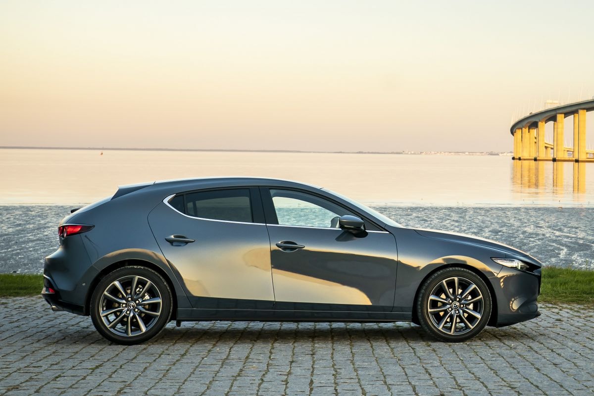 Mazda 3 e-SkyActiv 2.0 186 Luxury (2023) review - AutoWeek