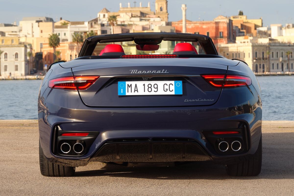 Maserati GranCabrio Modena prijs en specificaties - AutoWeek