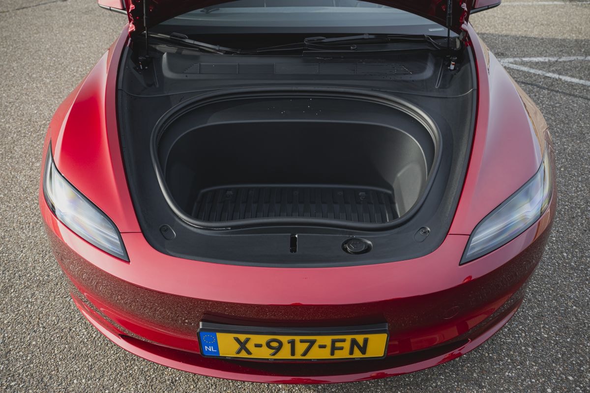 Tesla Model 3 RWD prijs en specificaties - AutoWeek