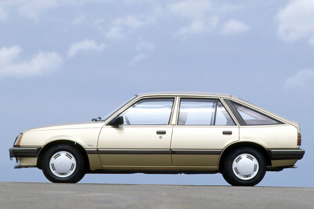 Opel Ascona 2.0i GLS prijs en specificaties - AutoWeek