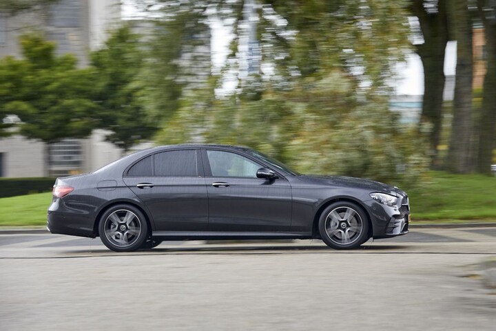 Test: Mercedes-Benz E 200 - AutoWeek