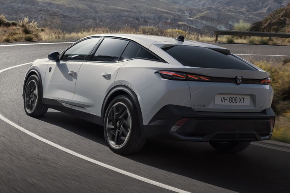 Elektrische Peugeot e-408: ruim 450 kilometer bereik en 210 pk sterk