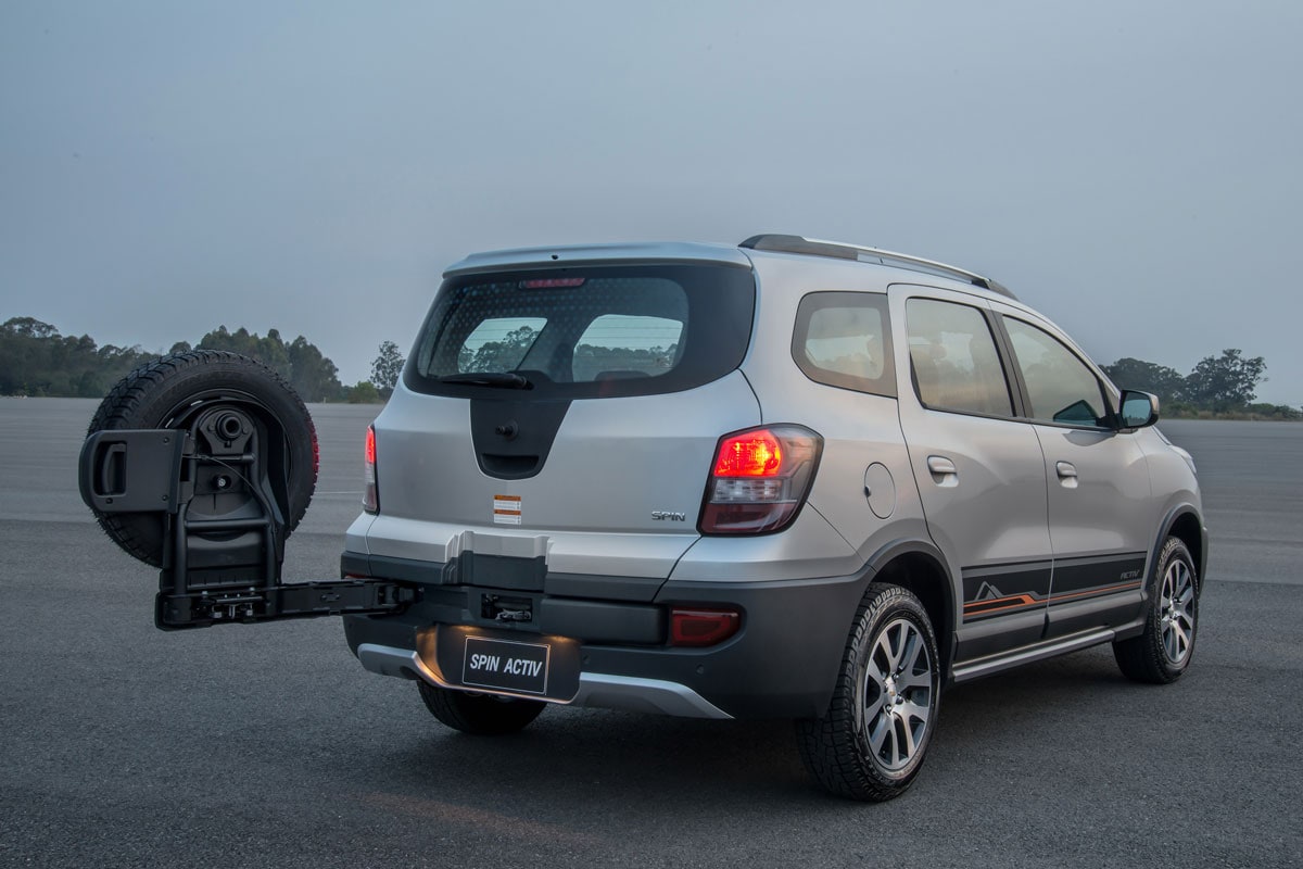 Langpootspin: Chevrolet Spin Activ - AutoWeek