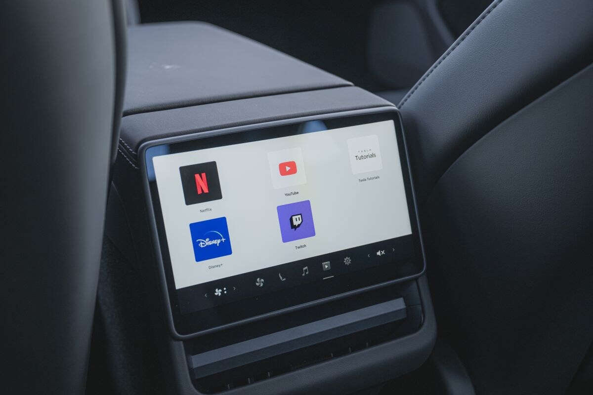 Tesla Model 3 RWD prijs en specificaties - AutoWeek