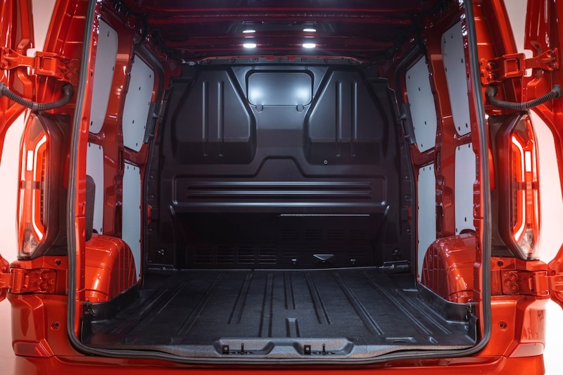 Ford Transit Custom: nieuwe bestelbus vanaf €31.670 - AutoWeek