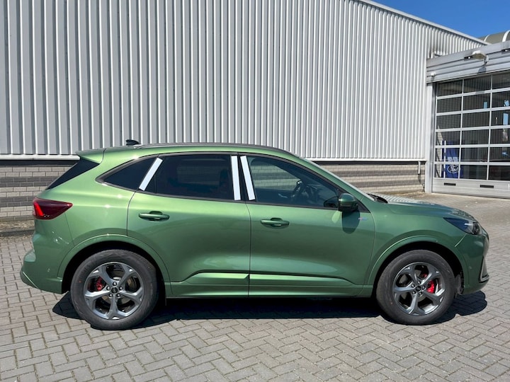 Ford Kuga 2.5 PHEV ST-Line X (2024) review - AutoWeek