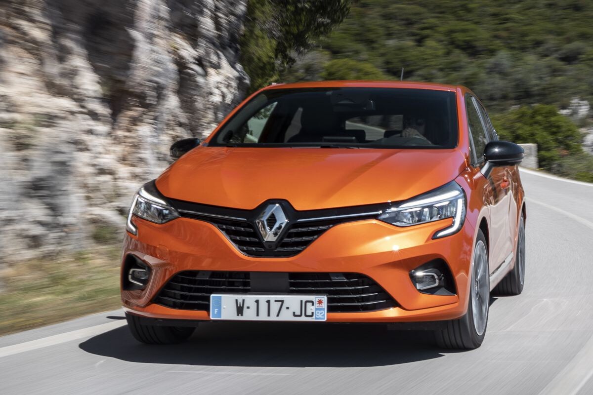 Renault Clio Hybrid 140 Business Zen (2020) review - AutoWeek