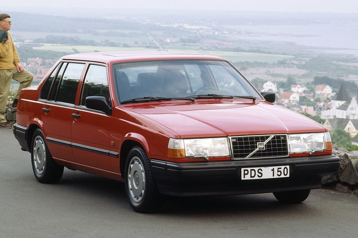 Volvo 940 Turbo (1991) review - AutoWeek