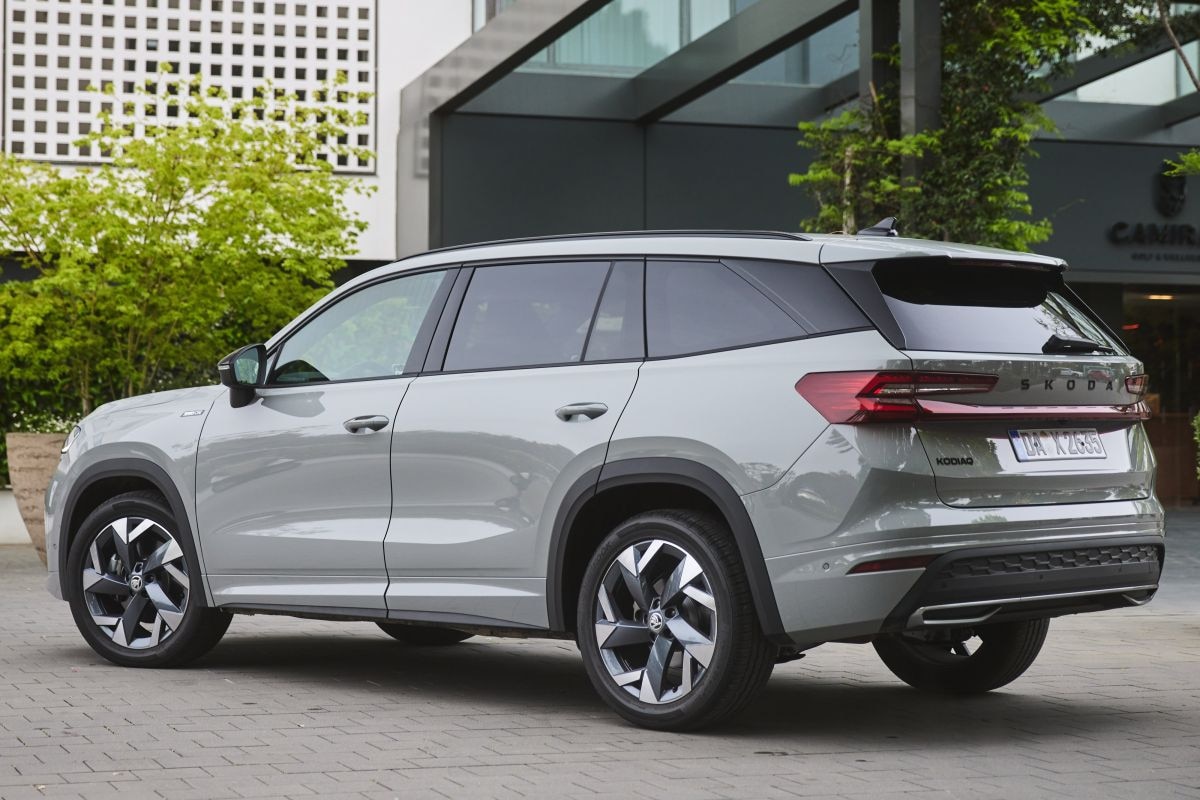Skoda Kodiaq Sportline Business is de Superb te slim af - AutoWeek