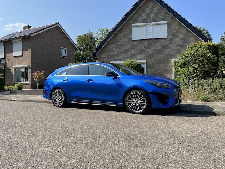 Kia ProCeed 1.5 T-GDi GT-PlusLine (2021) #5 review - AutoWeek