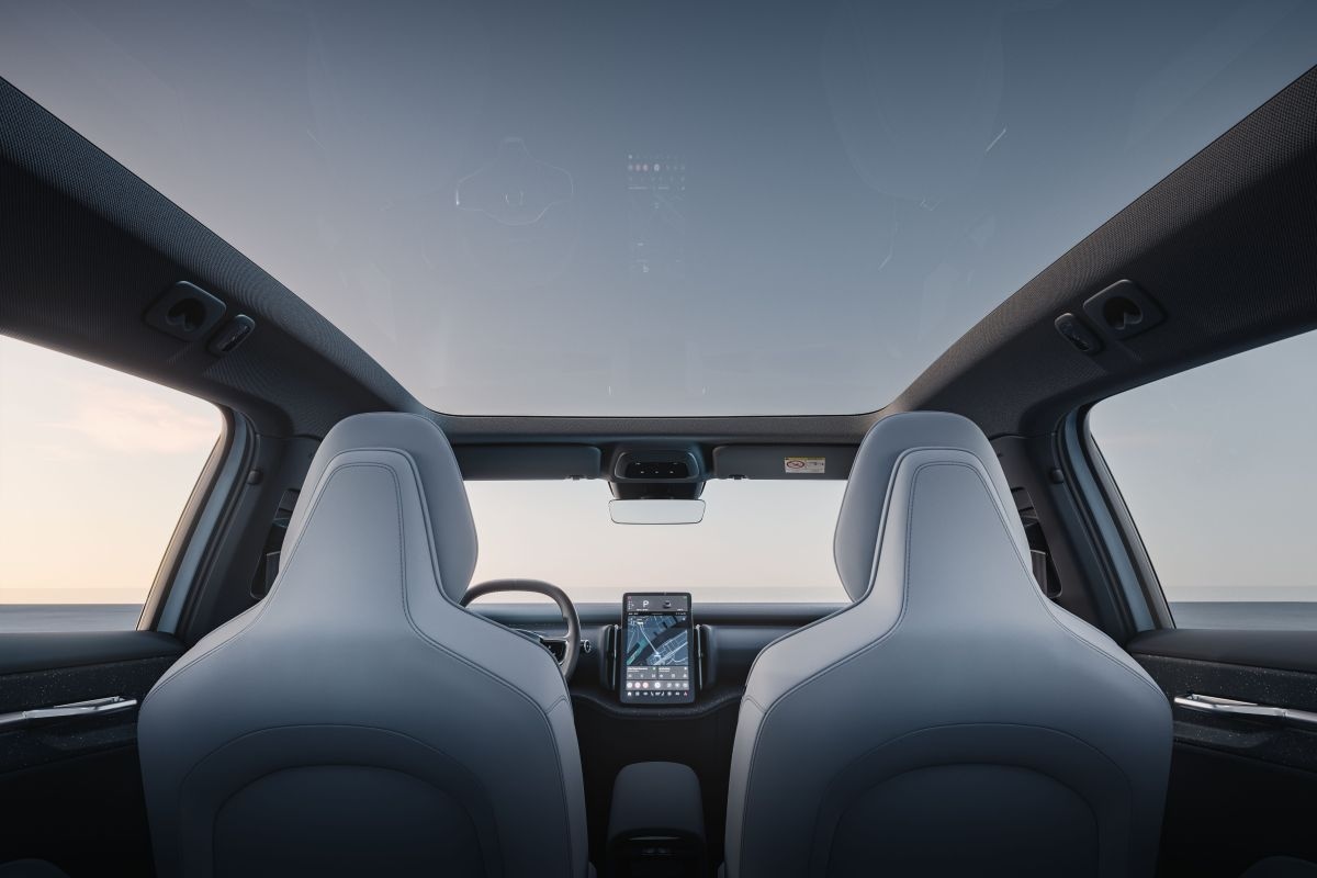 Volvo EX30 Single Motor Extended Range Core (2024) #5 review