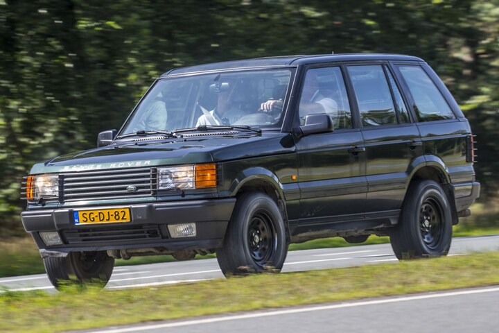 Range Rover 4.6 HSE (1997) - Klokje Rond - AutoWeek