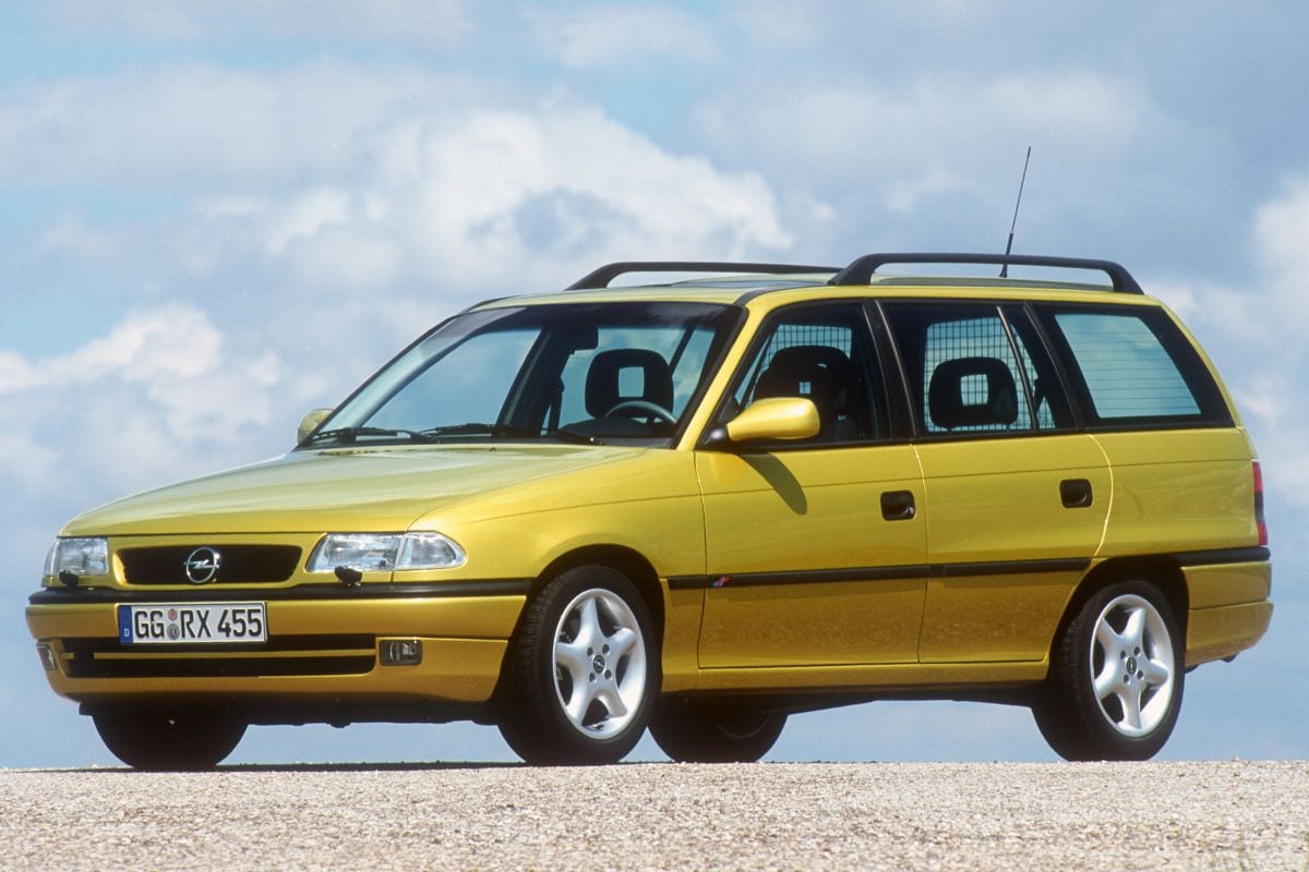 Facelift Friday: Opel Astra F - AutoWeek
