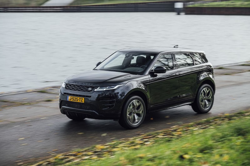 Test: Range Rover Evoque P300e - AutoWeek
