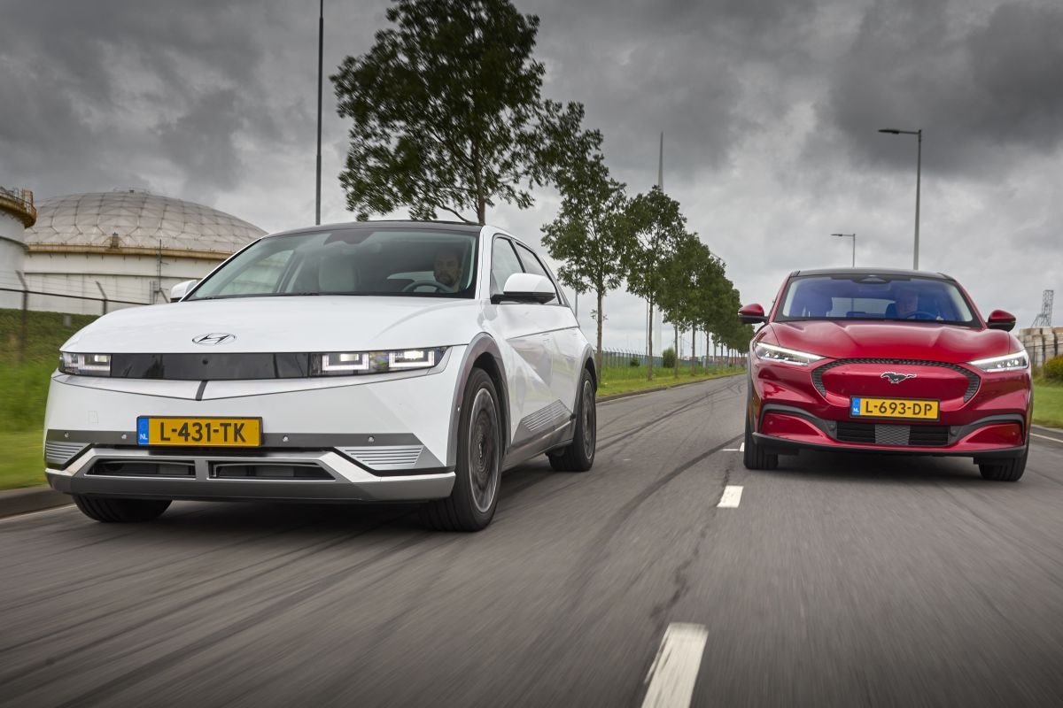 Stelling: 'Jan Modaal heeft niets aan subsidie elektrische auto'