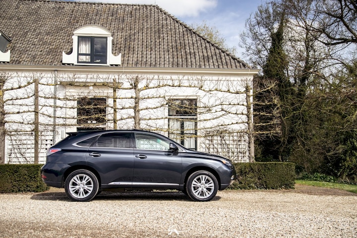 Lexus RX 450h Executive (2009) review - AutoWeek