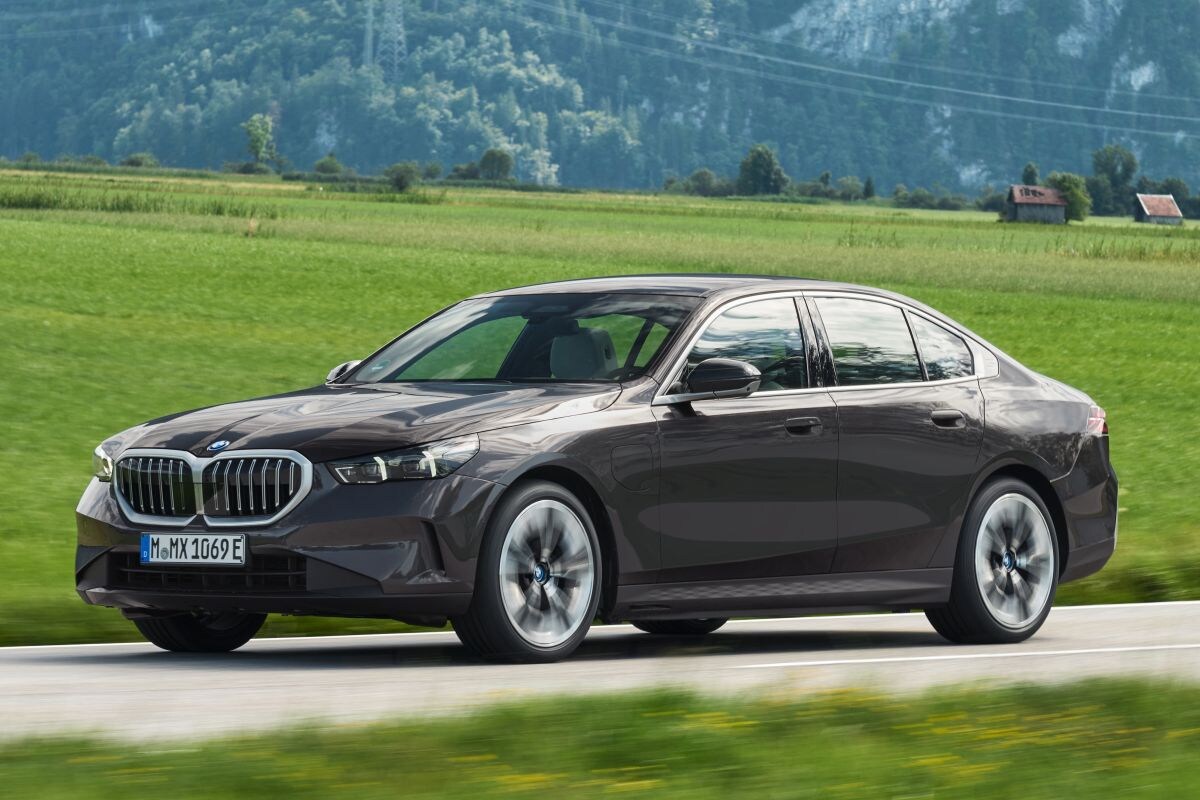 BMW 550e xDrive prijs en specificaties - AutoWeek