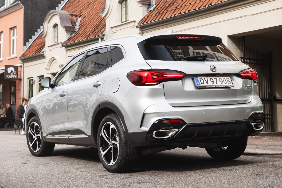 MG EHS Luxury prijs en specificaties - AutoWeek