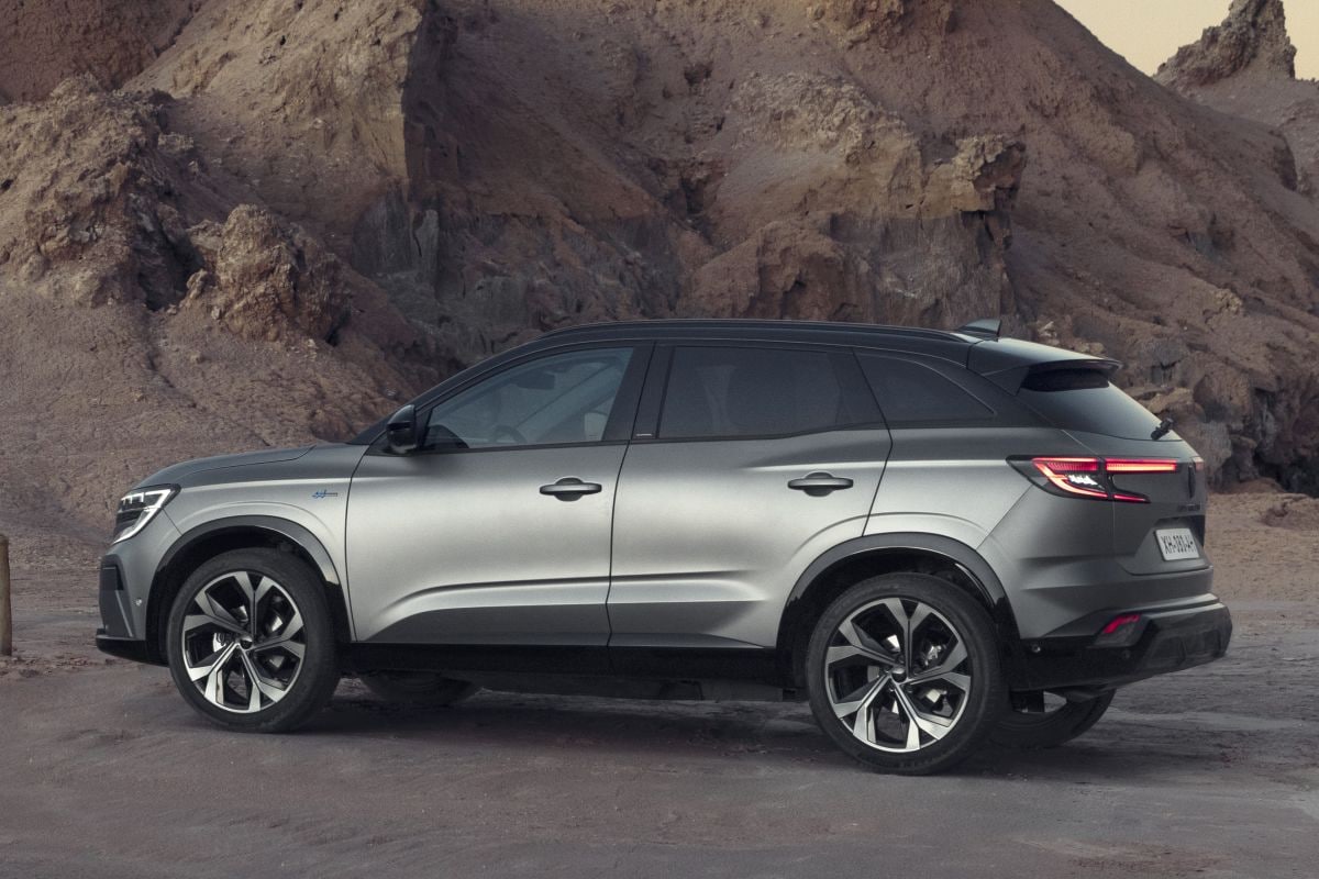 Renault Austral hybrid 200 Iconic (2024) review - AutoWeek