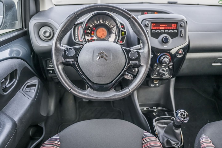 occasiondubbeltest Volkswagen Up vs Citroën C1 - AutoWeek