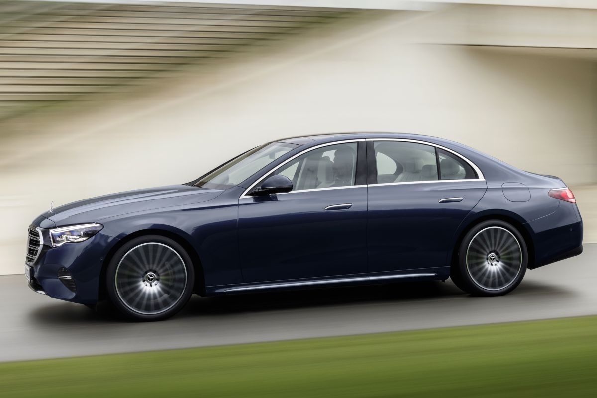 Mercedes-Benz E 450 d 4MATIC AMG Line prijs en specificaties