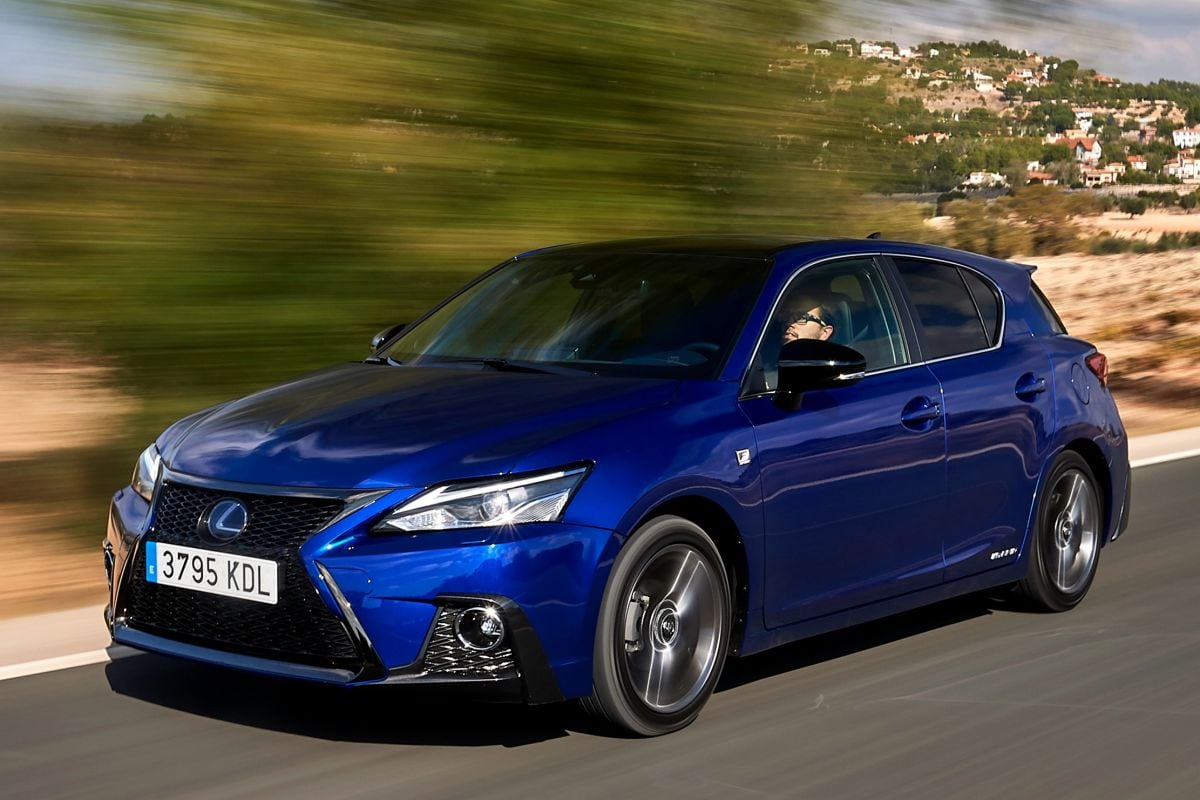 Lexus CT 200h Hybrid Ultimate Edition (2020) review