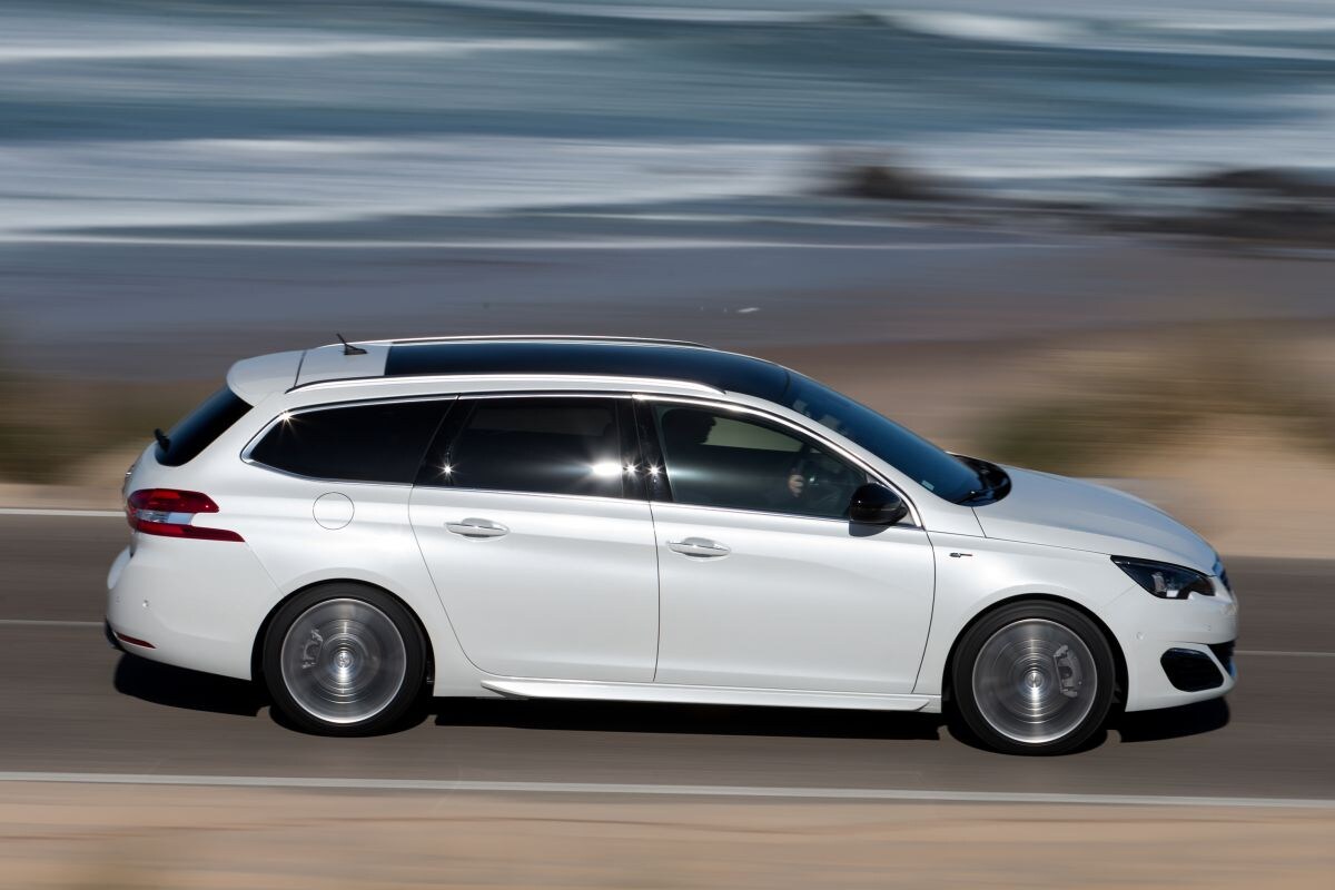 Peugeot 308 SW GT-line 1.2 PureTech 130 (2019) review