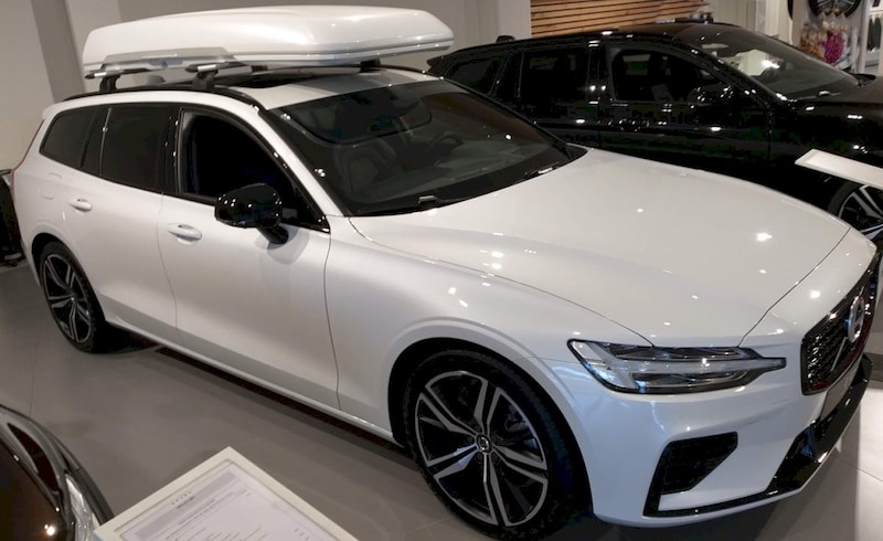 Volvo V60 T8 Recharge AWD R-Design (2021) #2 review